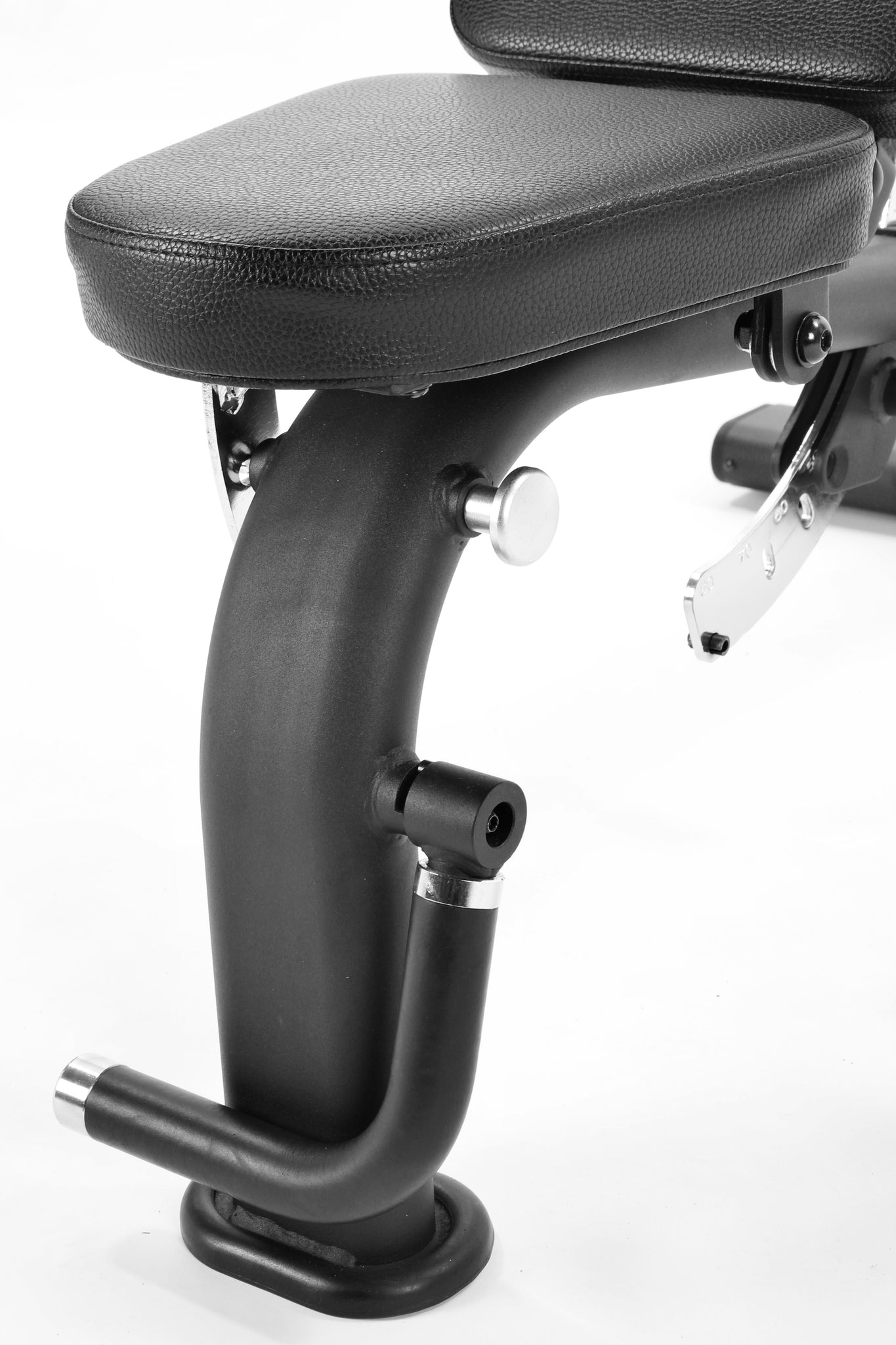 Commercial Adjustable Weight Bench – Equipped Gym